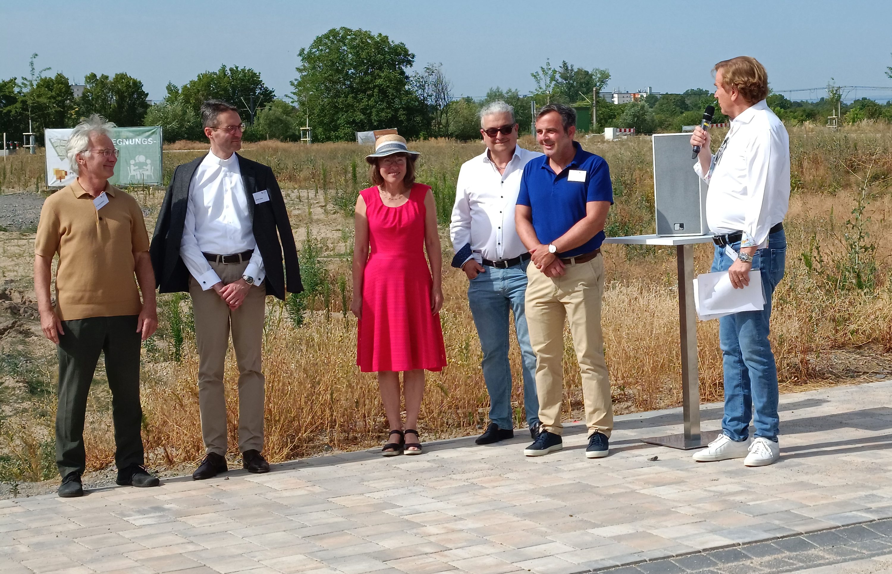 "Echte Menschen auf echten Straßen" - Heinrich Pesch Haus | Katholische ...